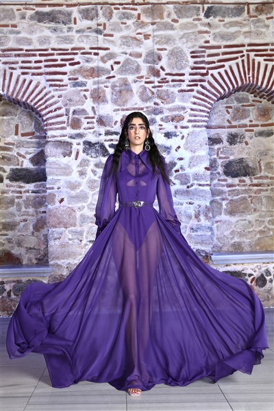 MERT ERKAN’DAN RÜYA GİBİ BİR MODA FİLMİ :ERİŞİM MERT ERKAN’DAN RÜYA GİBİ BİR MODA FİLMİ :ERİŞİM
